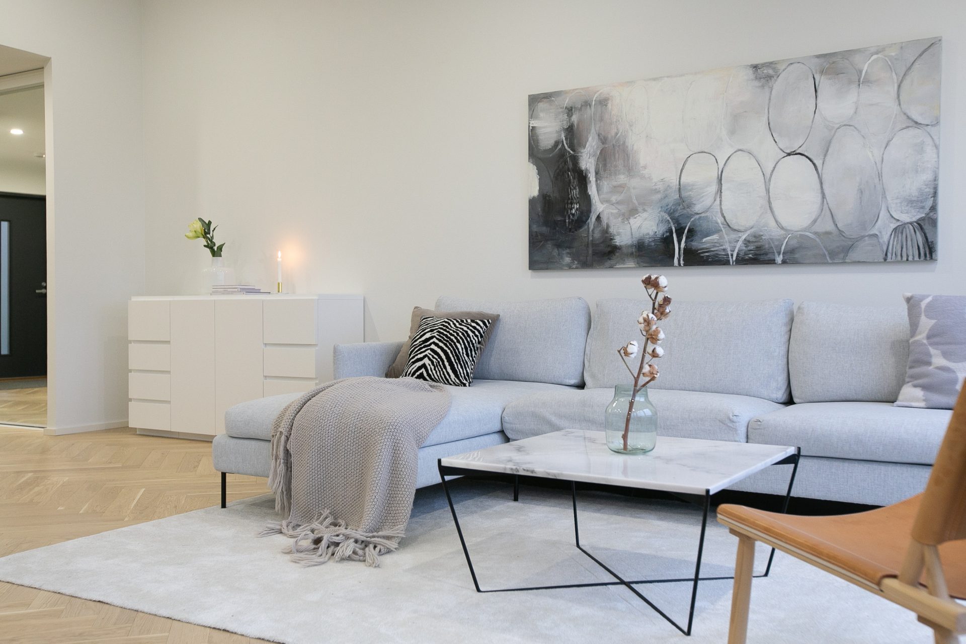 Koko elämän huonekalu - Muurame Mup-senkki - Modernisti kodikas